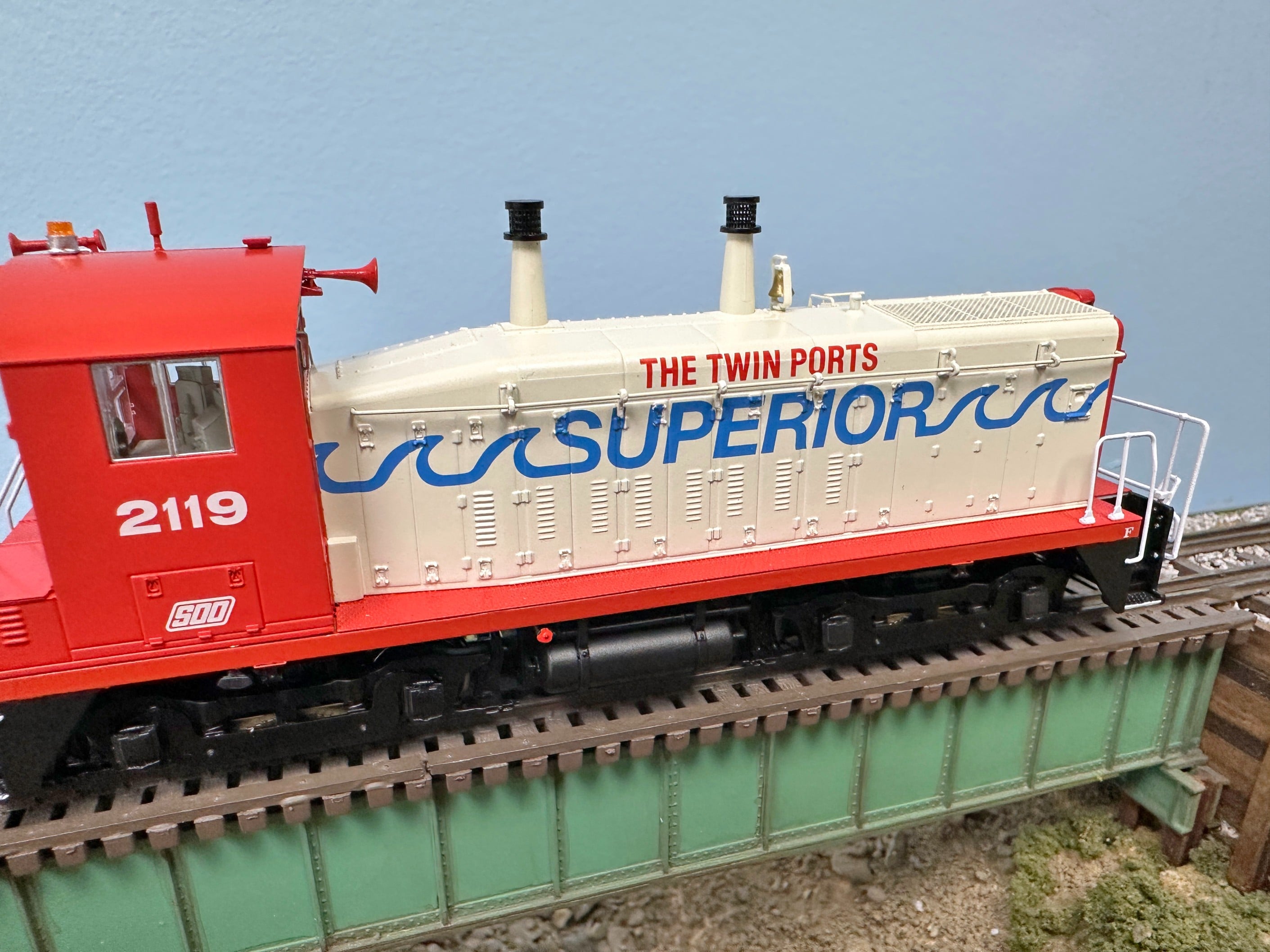 SW9 - Diesel Locomotives - HO scale - Rapido Trains Inc.