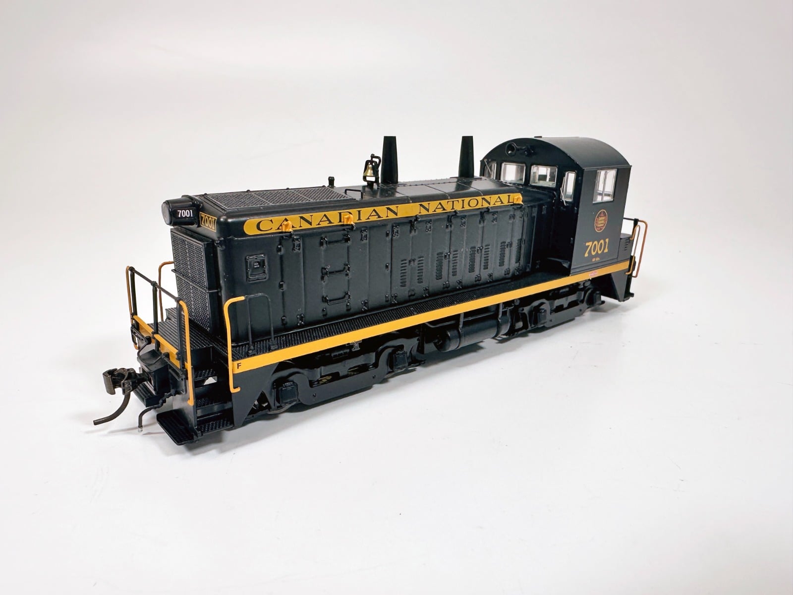 SW9 - Diesel Locomotives - HO scale - Rapido Trains Inc.